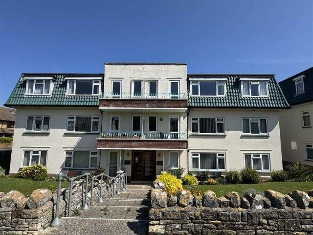 2 bed flat to rent