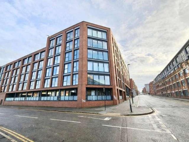 2 bed flat to rent