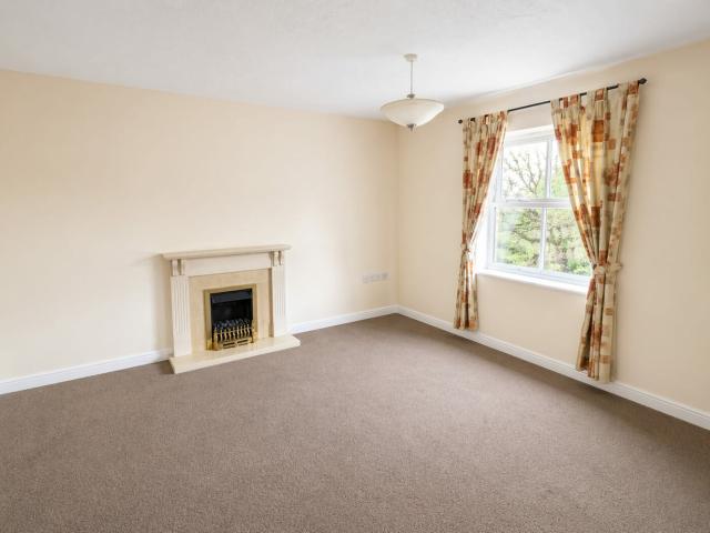 2 Bed Flat to rent