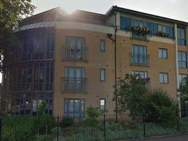2 bed flat to rent