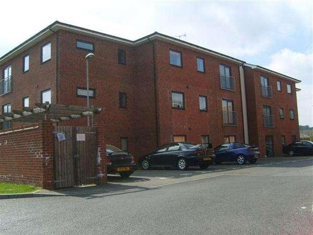 2 bed flat to rent