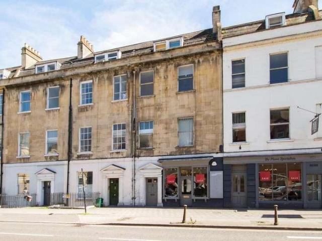 2 bed flat to rent