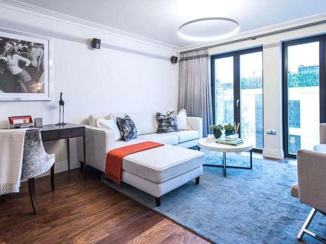 2 bed flat to rent