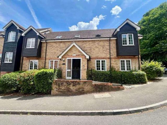 2 bed flat to rent