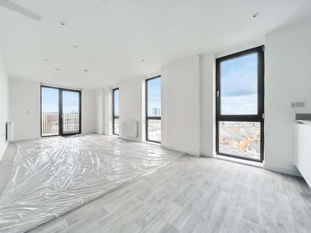 2 bed flat to rent