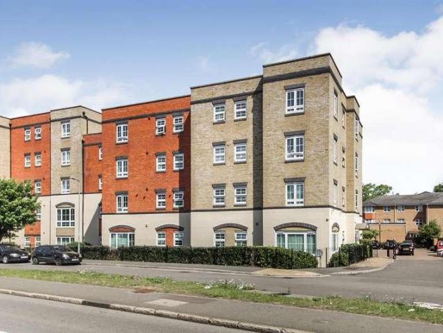2 bed flat to rent