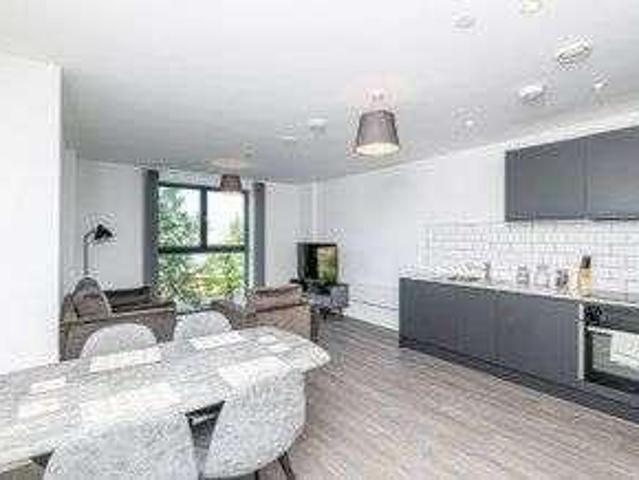 2 bed flat to rent