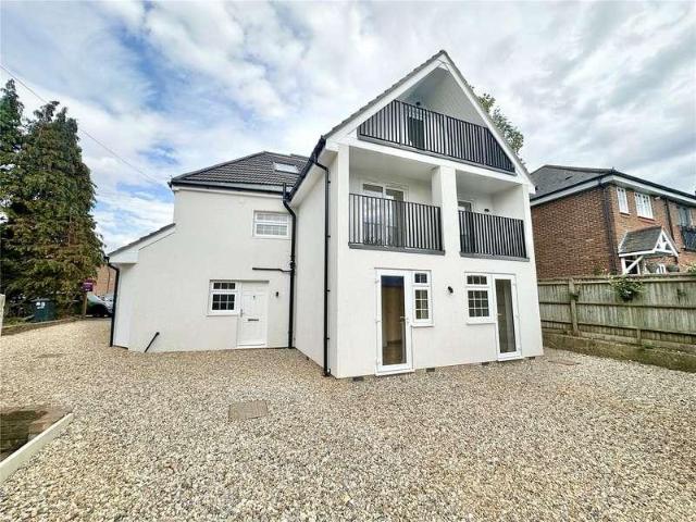 2 bed flat to rent