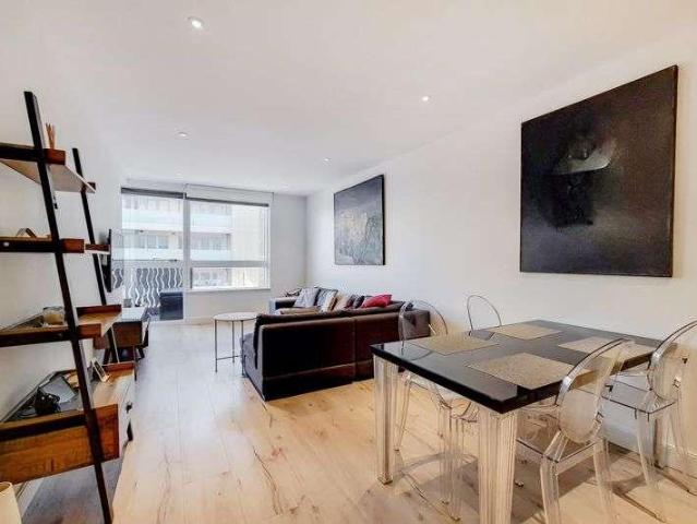 2 bed flat to rent