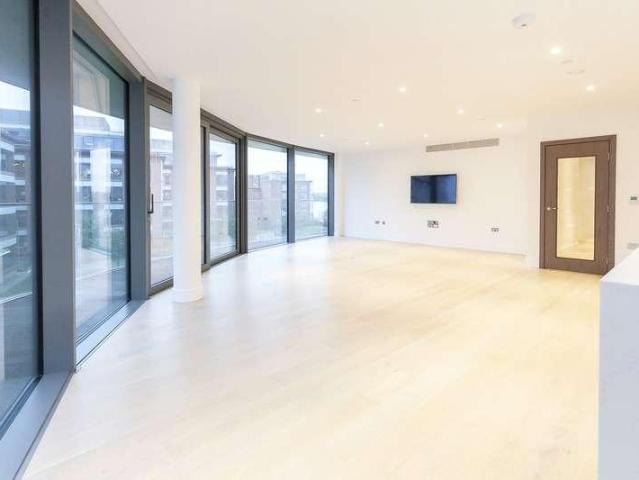 2 bed flat to rent