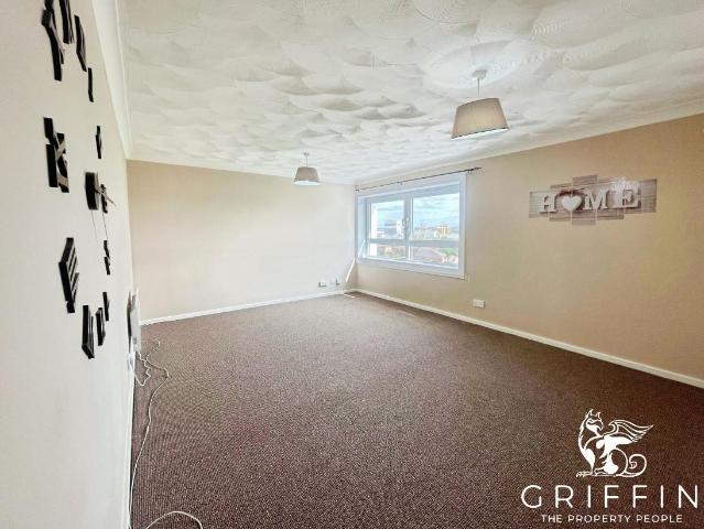 2 bed flat to rent