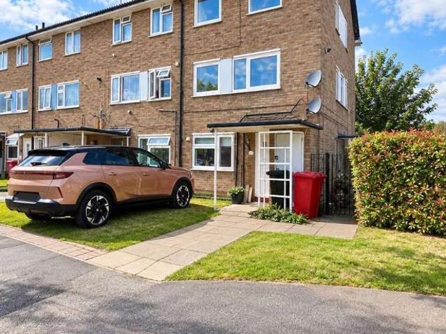 2 bed flat to rent