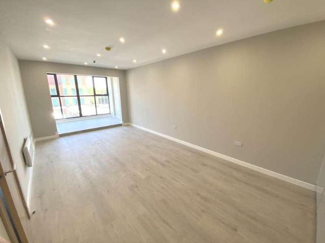 2 bed flat to rent