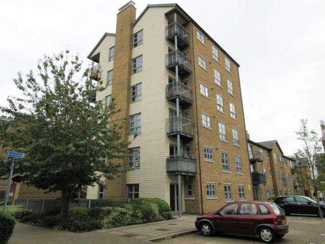 2 bed flat to rent