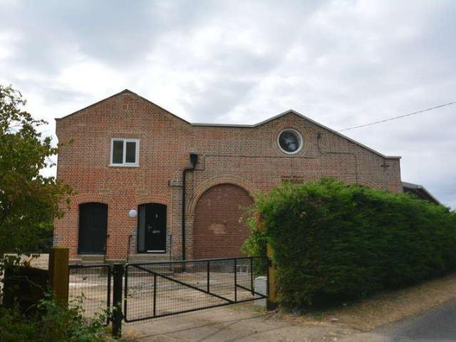 2 bed flat to rent