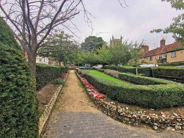 2 bed flat to rent