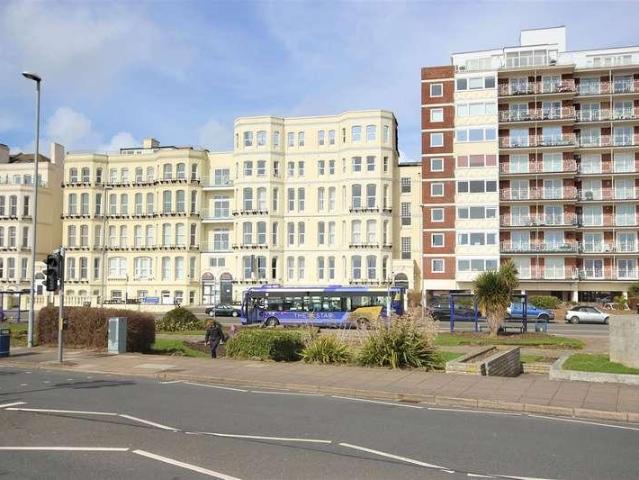 2 bed flat to rent