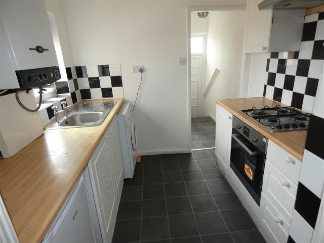 2 bed flat to rent