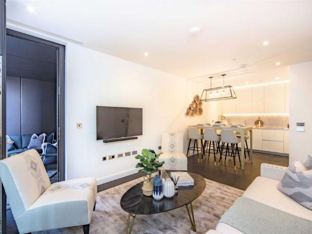 2 bed flat to rent