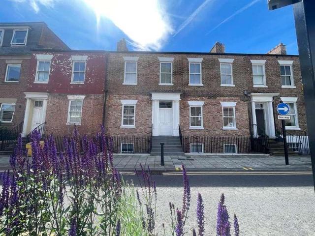2 bed flat to rent