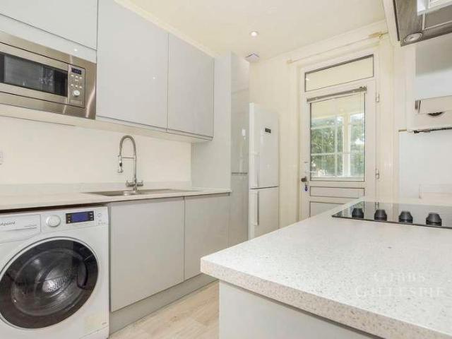 2 bed flat to rent