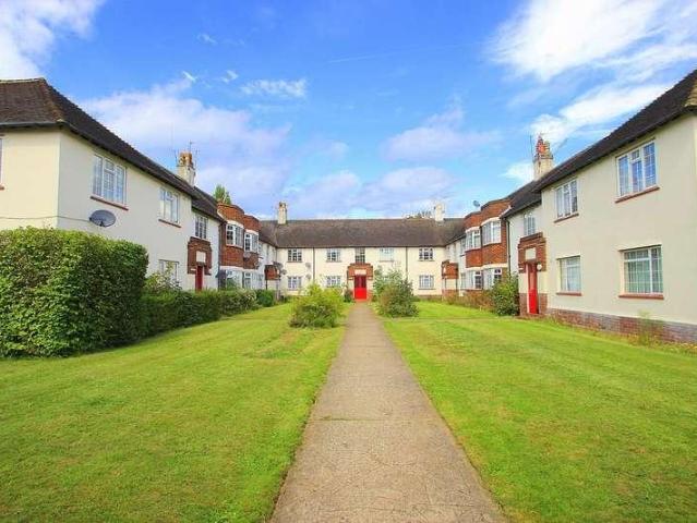 2 bed flat to rent