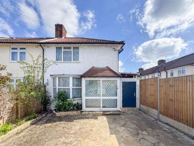 2 bed flat to rent