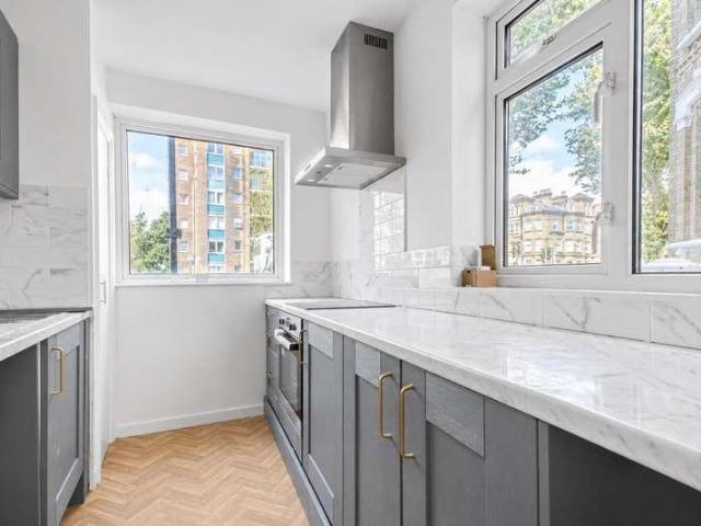 2 bed flat to rent