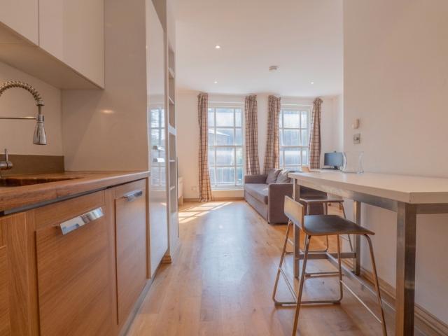 2 bed flat to rent