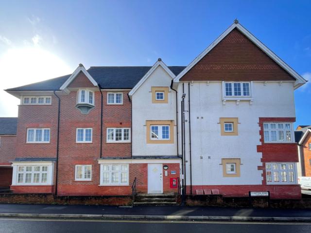 2 Bed Flat to rent