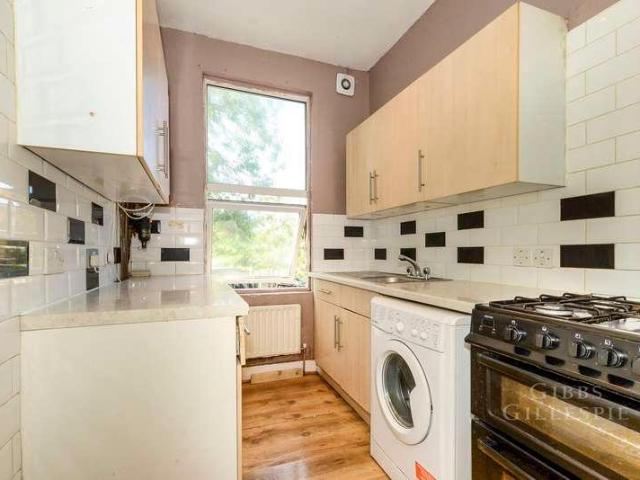 2 bed flat to rent