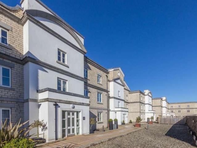 2 bed flat to rent