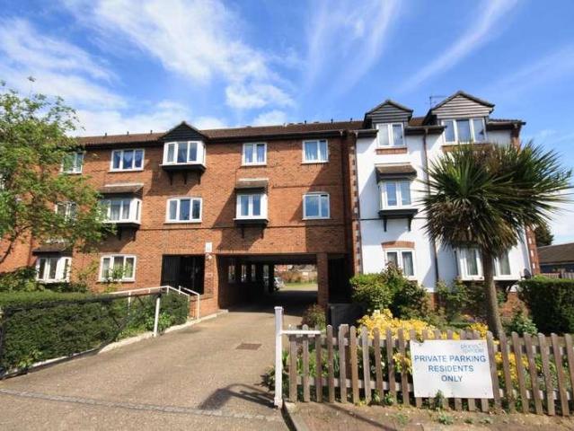 2 bed flat to rent