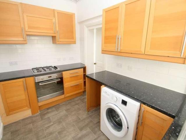 2 bed flat to rent