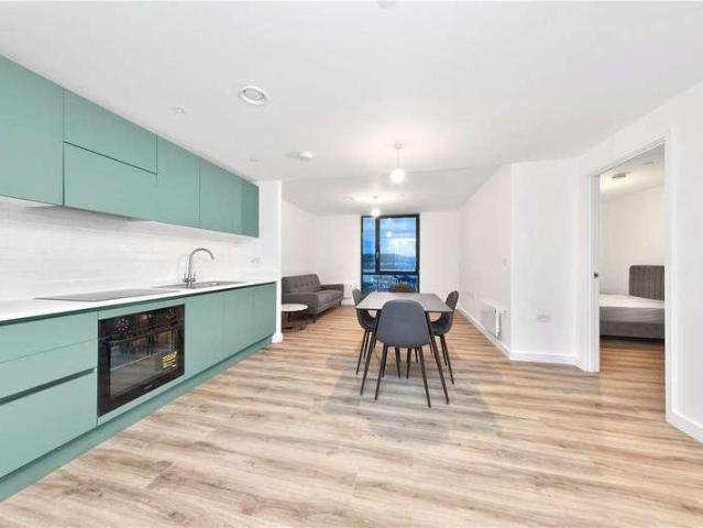 2 bed flat to rent