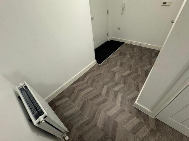 2 bed flat to rent