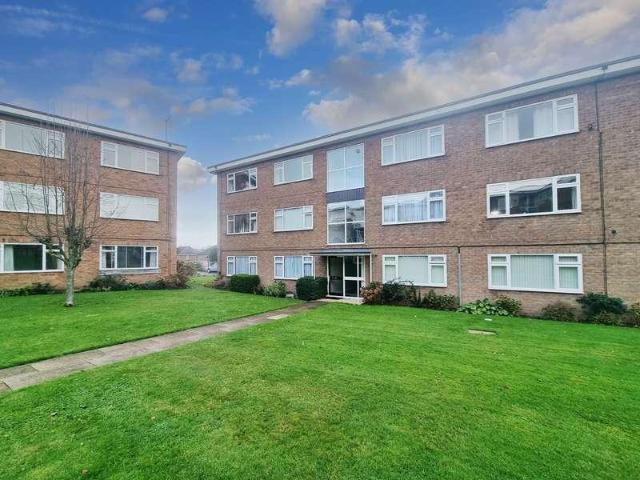 2 bed flat to rent