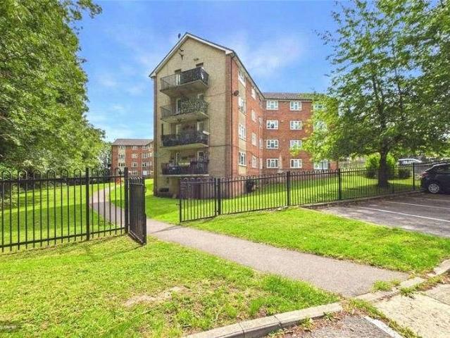 2 bed flat to rent