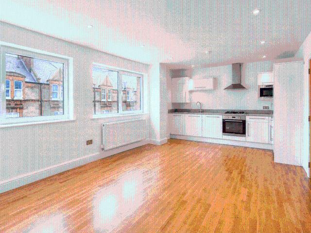 2 bed flat to rent Knights Hill, London SE27
