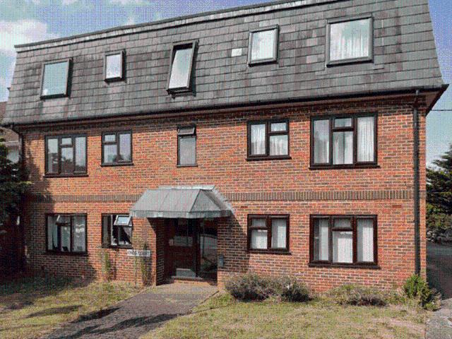 2 bed flat to rent Kings Road, Flitwick MK451EW