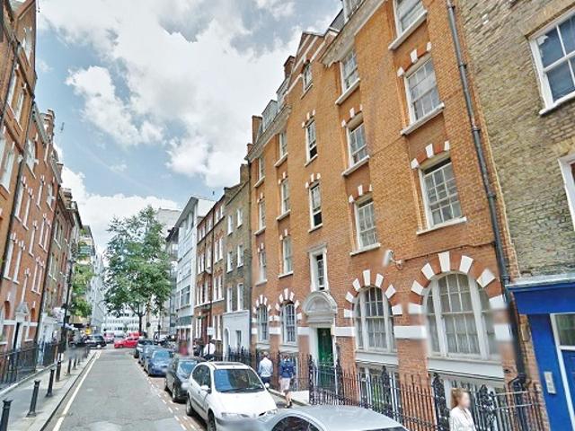 2 bed flat to rent Hanson Street, Fitzrovia W1W