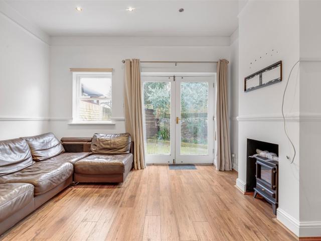 2 bed flat to rent in Ennerdale Road, Richmond, TW9 | James Anderson
