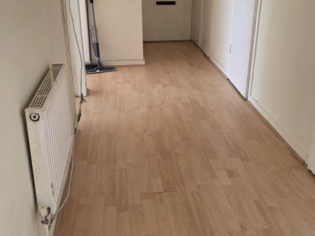 2 bed flat to rent in Fontley Way, Farnborough House Fontley Way, SW15