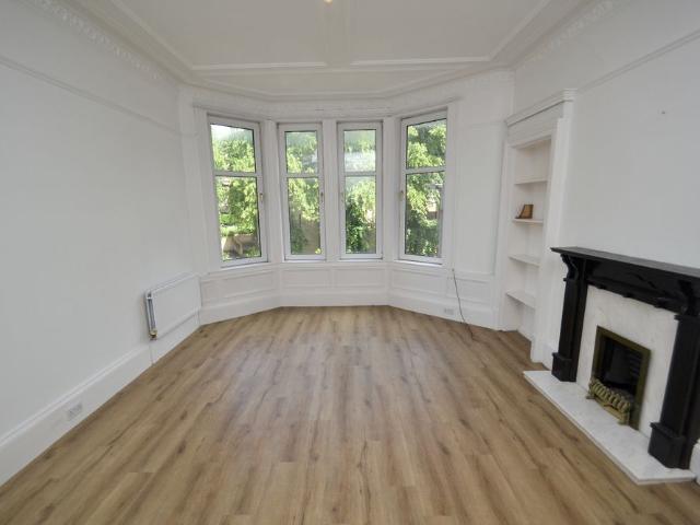 2 bed flat to rent in Hyndland Road, Glasgow, G12