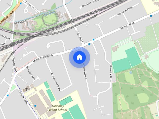 2 bed flat to rent in Orchard Avenue, Thames Ditton KT7