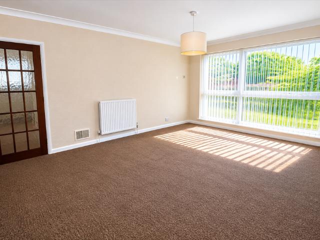 2 bed flat to rent in Orchard Green, Kenton, NE5