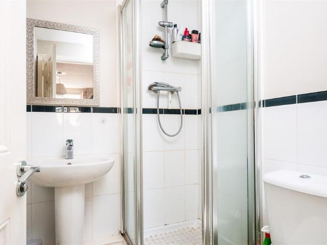 2 bed flat to rent in Shakespeare Avenue, Bristol, BS7