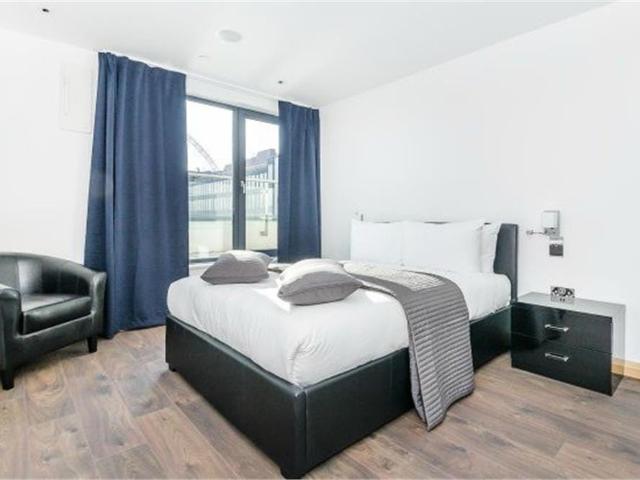 2 bed flat to rent in Pinnacle Tower, Fulton Road, Wembley | Daniels Estate Agents