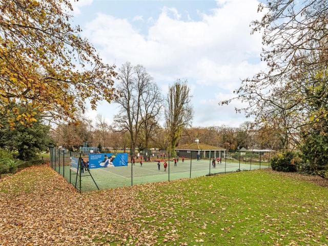 2 bed flat to rent in Putney Bridge Road, Putney | James Anderson