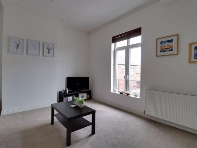 2 bed flat to rent in Wolverhampton Road, Stafford, ST17